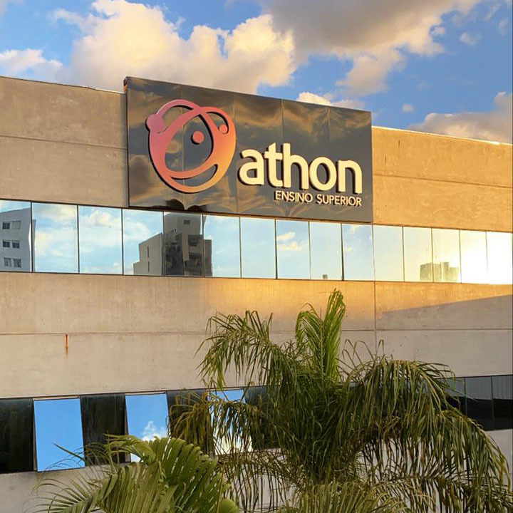 Apenas 1 em cada 10 profissionais apresenta skills de liderança, aponta ...